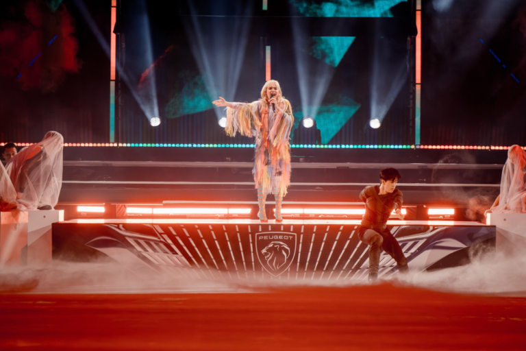 Faith Paloma | Art on Ice